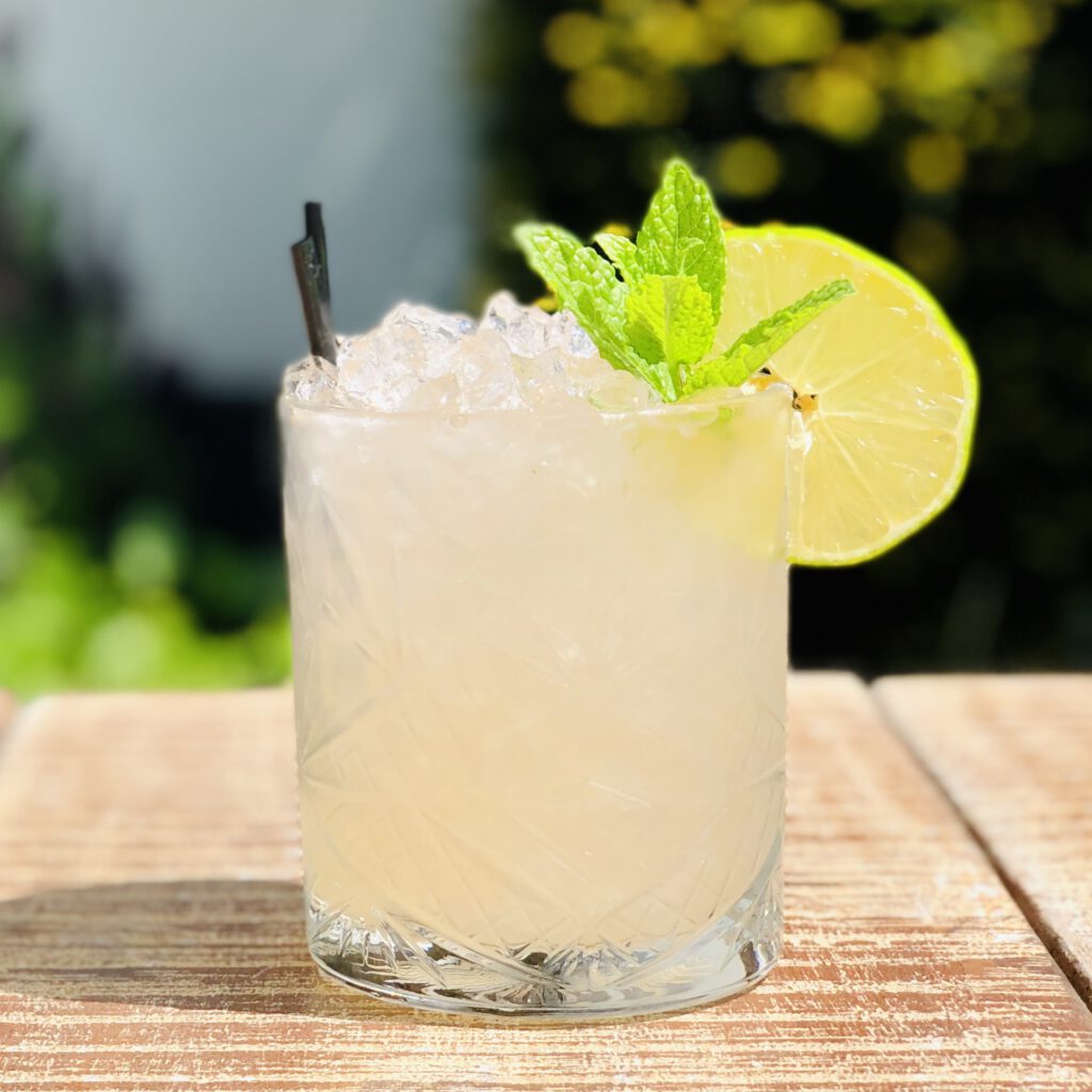 Red Star Mojito – Cocktail Vibes